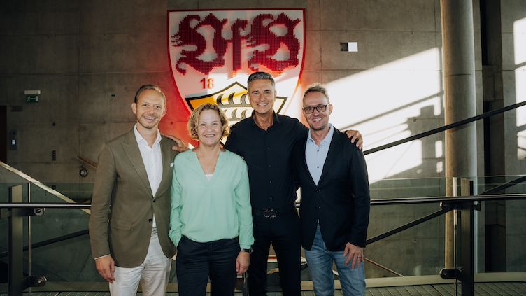 VfB Stuttgart | VfB-Wappen als Symbol der Partnerschaft von Mercedes-Benz und Porsche