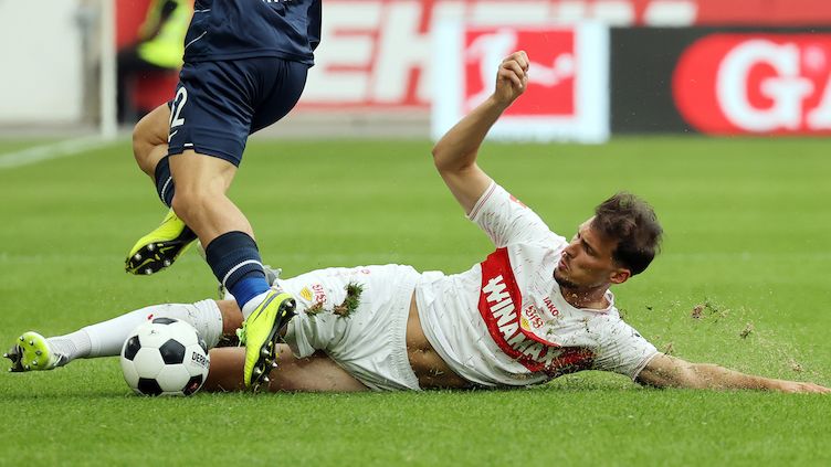 VfB Stuttgart | stadion aktuell: Pascal Stenzel