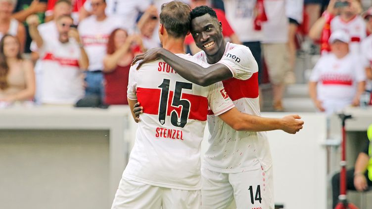 VfB Stuttgart | stadion aktuell: Pascal Stenzel