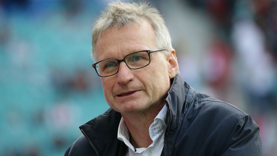 VfB Stuttgart | Interview mit Michael Reschke nach der Hinrunde