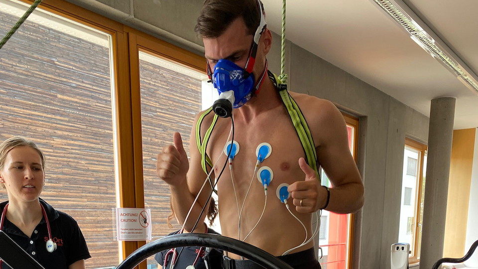 VfB Stuttgart | Pascal Stenzel beim Leistungstest