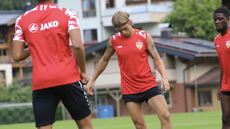 VfB Stuttgart | Anreisetag: Von Cannstatt nach Neukirchen