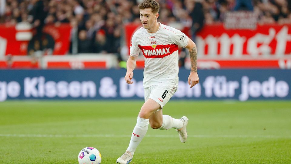 VfB Stuttgart | Angelo Stiller vor VfB Stuttgart-FC Bayern München 2324