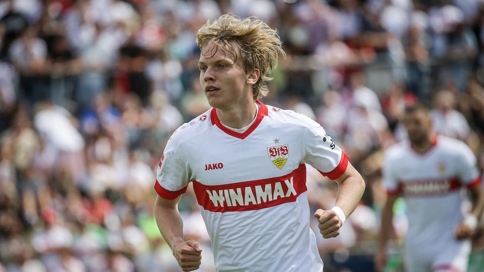VfB Stuttgart | Frans Krätzig im Interview vor Athletic Club