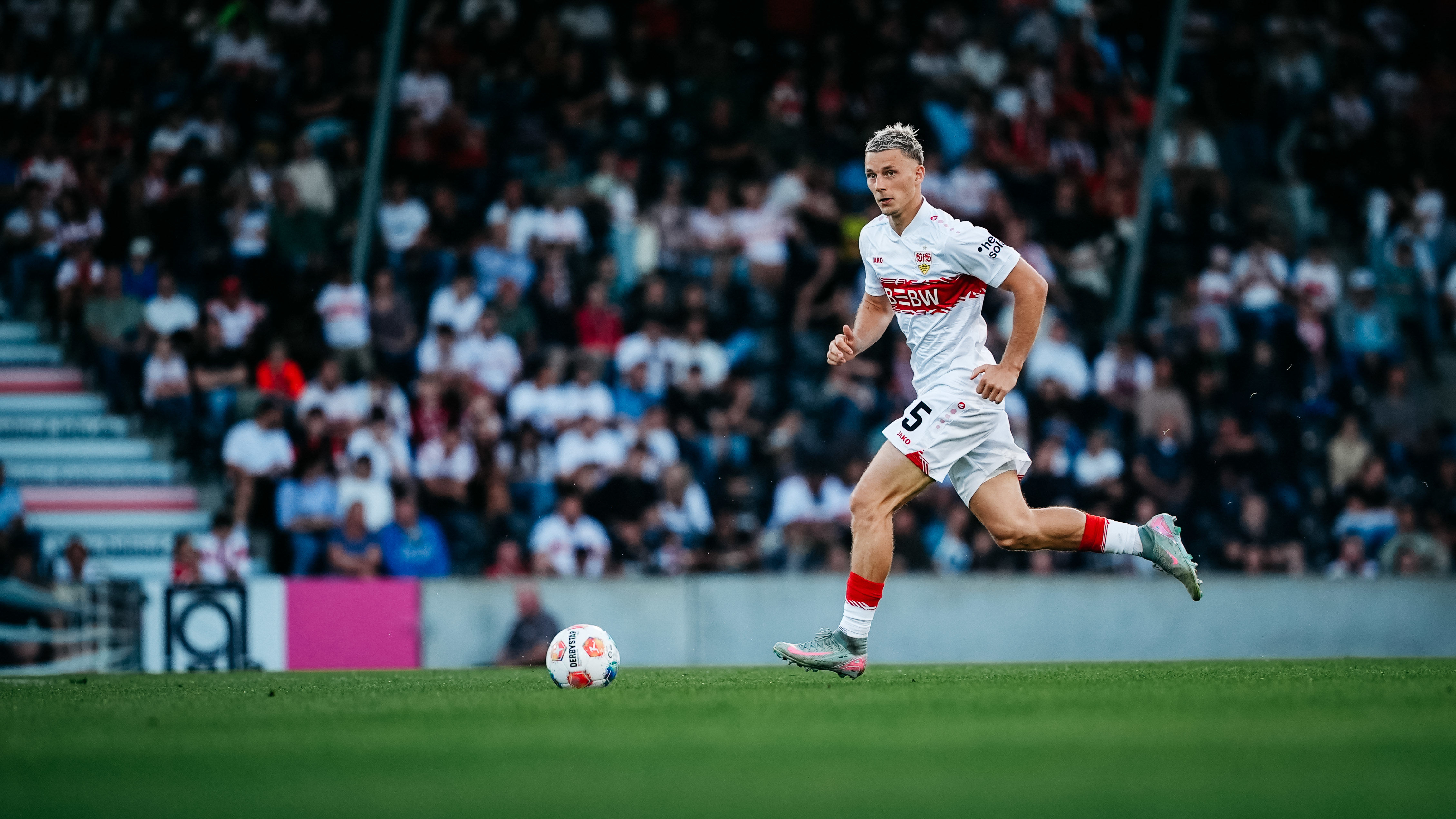 VfB Stuttgart | Yannik Keitel wechselt auf Leihbasis nach Augsburg