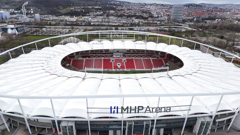VfB Stuttgart | Bauchronik der MHP Arena
